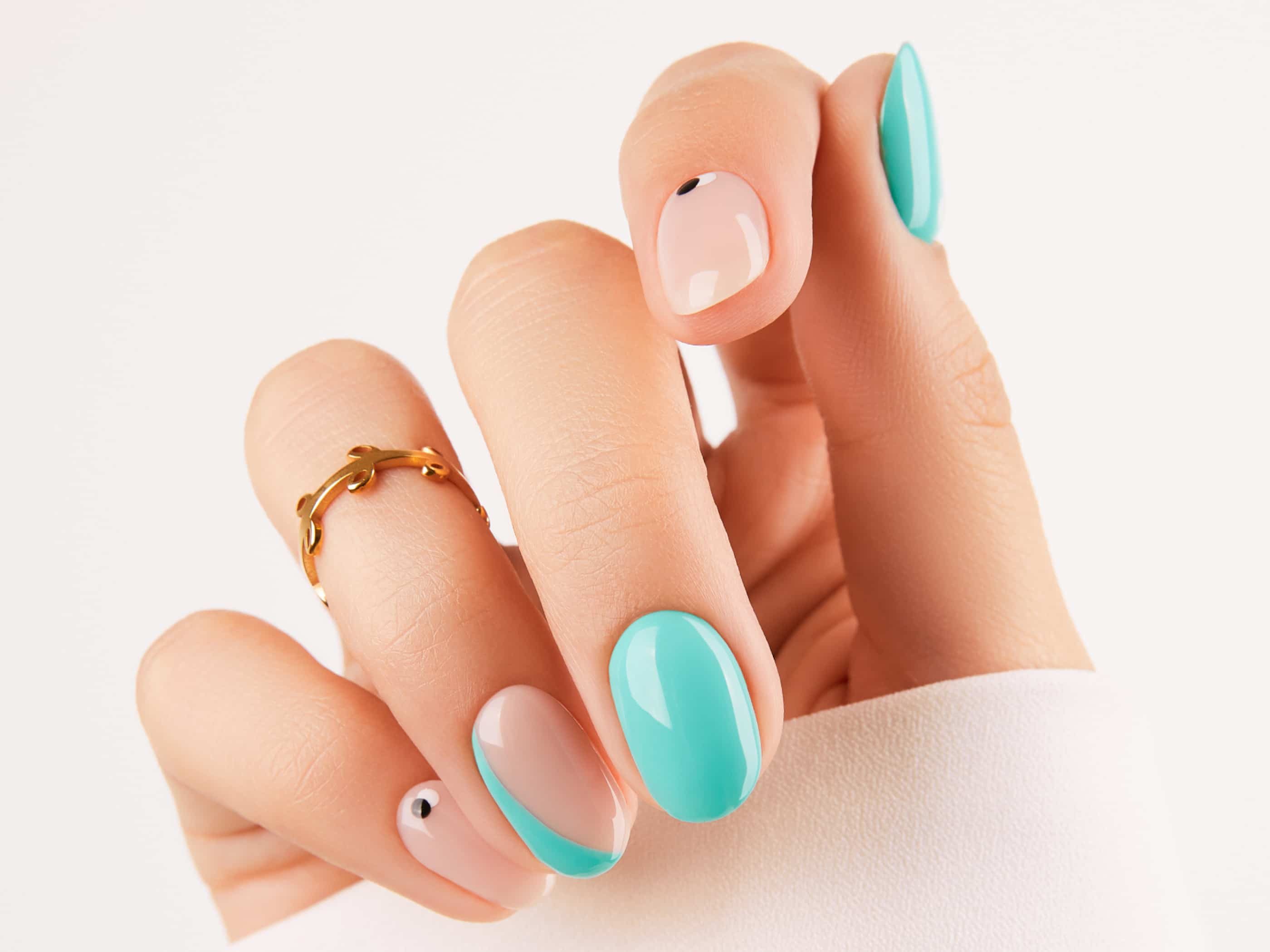 Cómo cuidar tus uñas en casa: bonitas y sencillas - ALDI